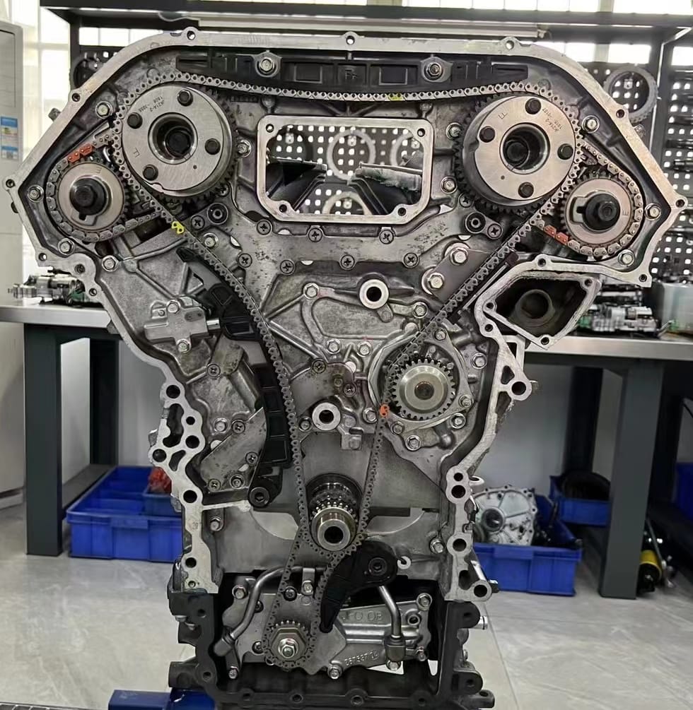 GTR35 Nissan 17 Piece Timing Chain Set – Miracle Workz